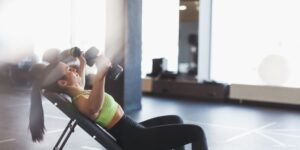 Dumbbell Flyes: Build Chest Muscles With Flat Bench [2025]